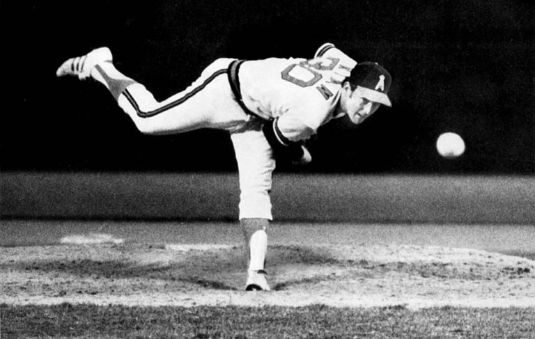 16 Ridiculous Nolan Ryan Statistics - 1980s Baseball